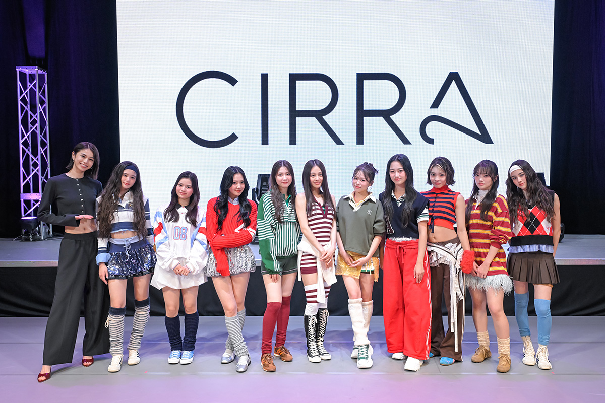 審査の最後にグループ名も発表され、「繋がりの輪”CIRCLE”が、これからの時代”ERA”を作っていく」という意味が込められた「CIRRA」に決定した。